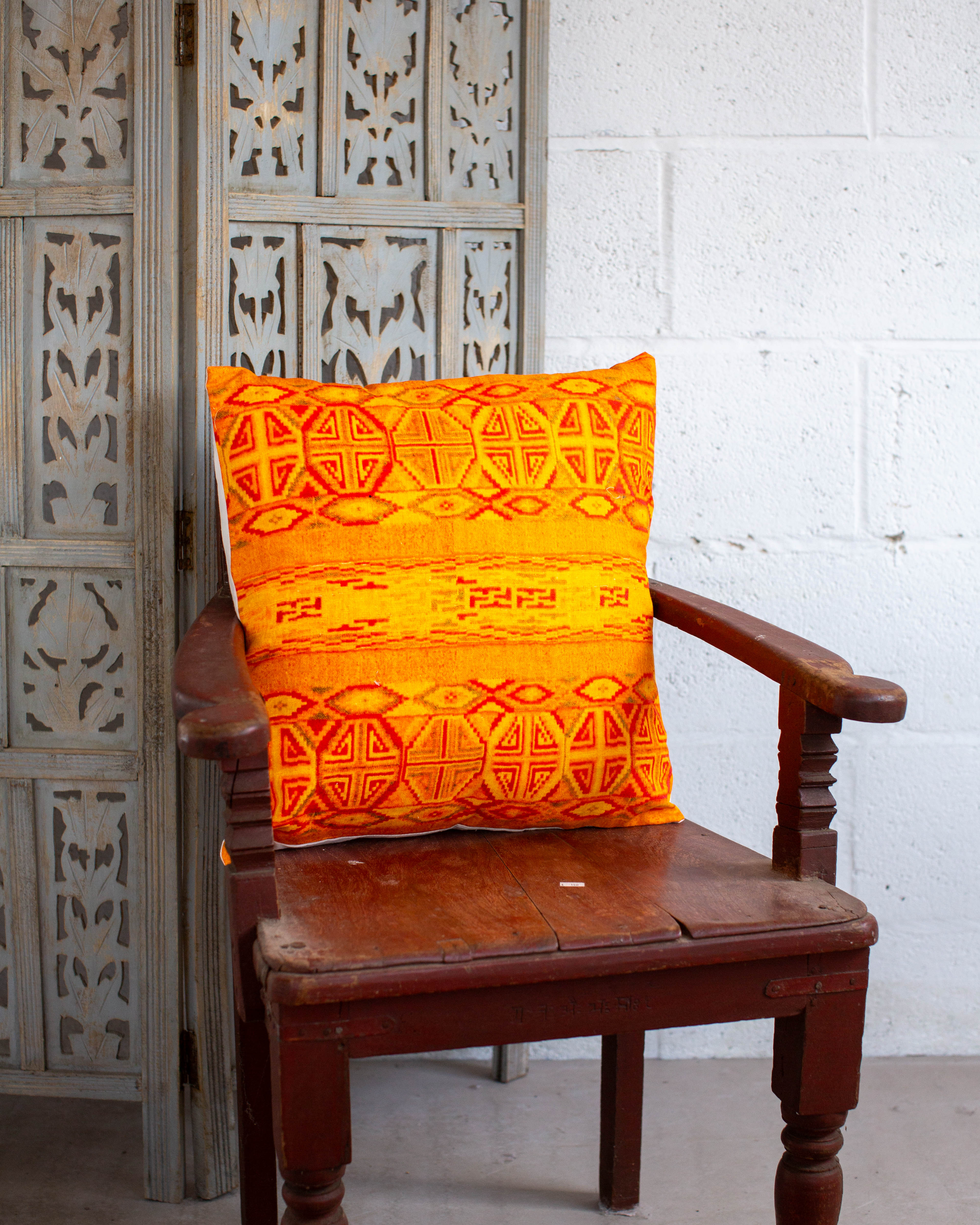 Sample Cushion – The india Shop